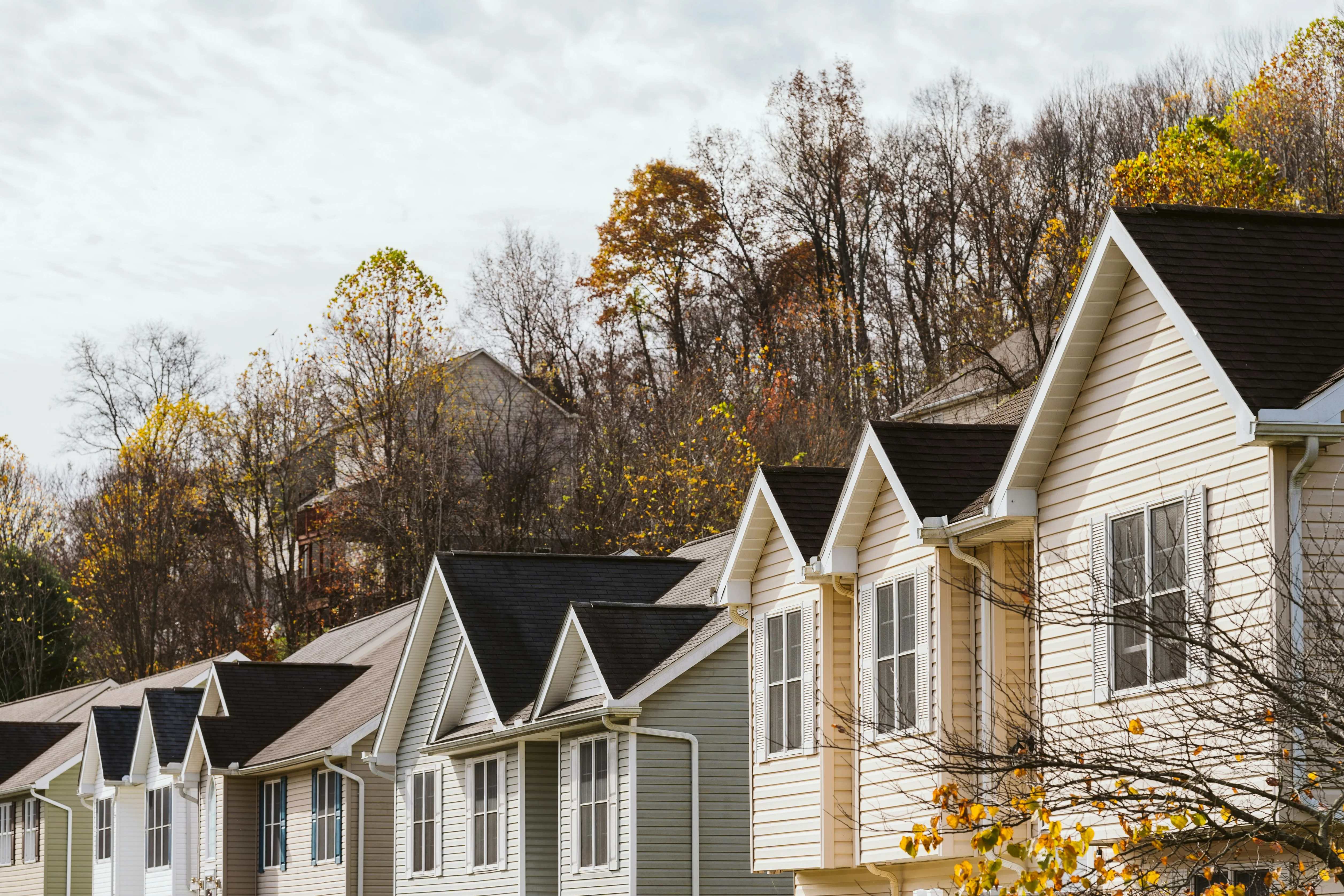 Pending vs. Under Contract: What's the Difference? - Keith McNeely Real ...